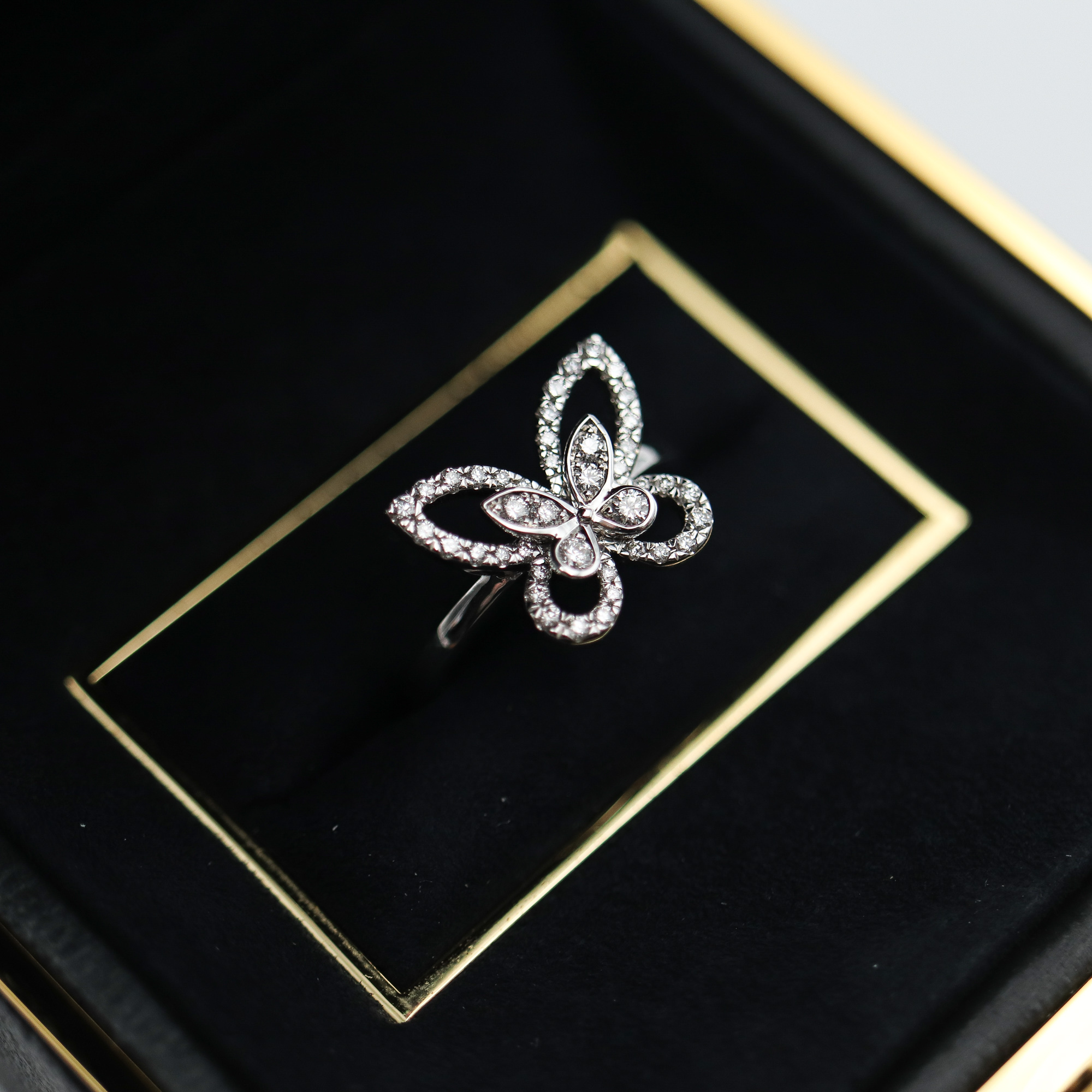 Butterfly Silhouette Diamond Mini Ring | Graff | RGR769